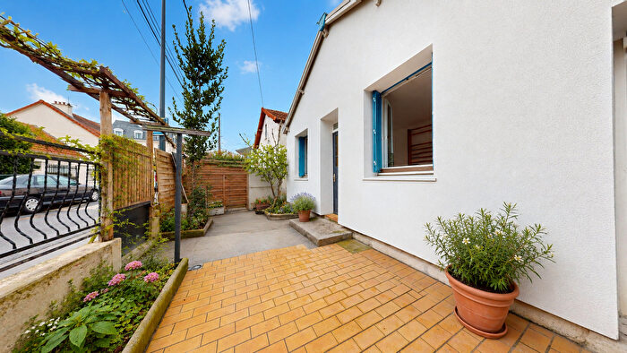 Maison 2 pièces à vendre à Colombes, Europe