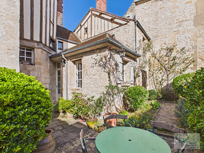 Maison à vendre - Senlis, Centre-ville - 6 pièces - 3 chambres