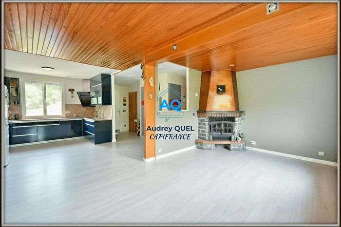 Maison à vendre - Bellegarde-sur-Valserine - 6 pièces - 3 chambres