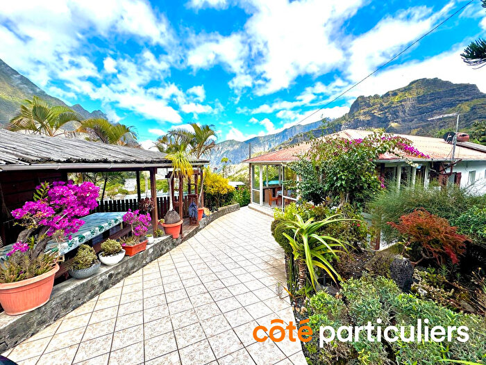 Maison à vendre - Cilaos - 7 pièces - 4 chambres