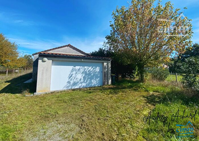 Maison à vendre - Reignac - 4 pièces - 3 chambres