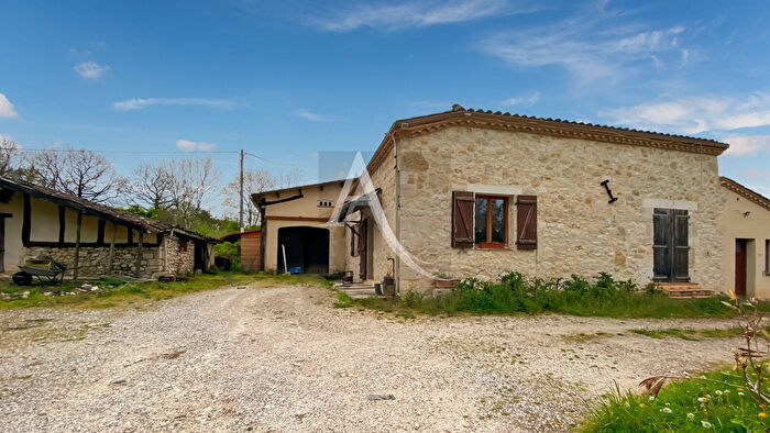 Maison à vendre - Tournon-dAgenais - 5 pièces - 4 chambres