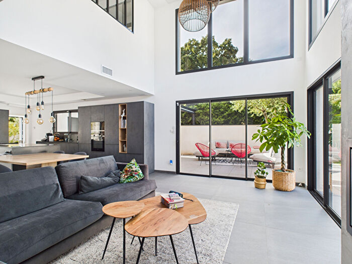 Maison à vendre - Villeneuve-lès-Avignon, Charbonnières - 5 pièces - 4 chambres