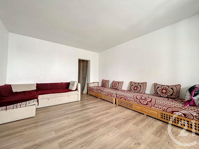 Appartement 3 pièces à Montereau-Fault-Yonne, Ville haute, à vendre