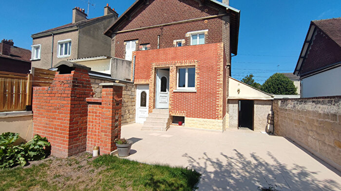 Maison à vendre - Nogent-sur-Oise, Mairie, République - 6 pièces - 3 chambres