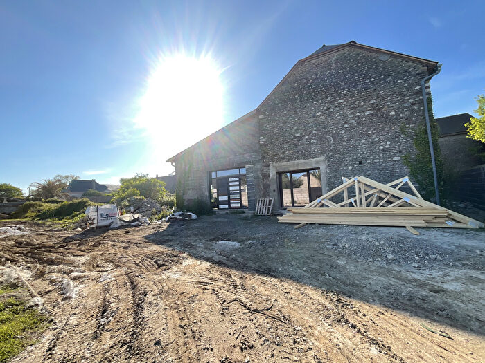 Maison 6 pièces à Assat, à vendre