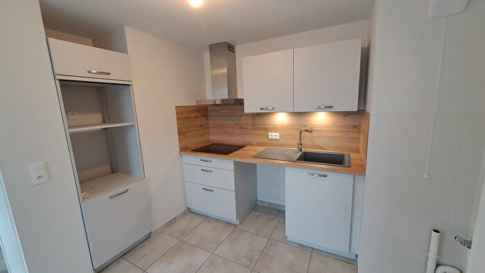 Appartement à louer - Talant, Centre-ville - 2 pièces - 1 chambre