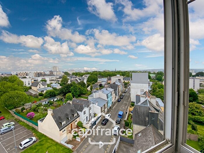 Brest, Kerbernard, Pen-ar-Creach - Appartement 5 pièces à vendre