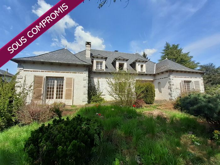 Maison à vendre - Argentat - 18 pièces
