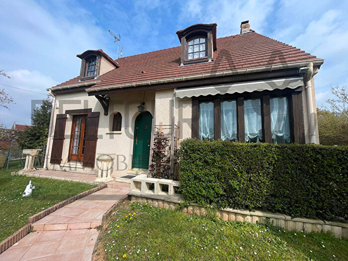 Maison 5 pièces à vendre à Beautheil