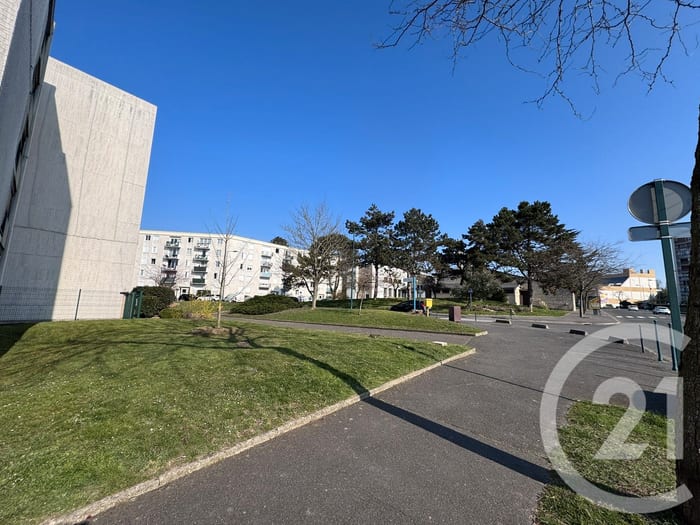 Appartement 4 pièces à louer - Pontoise, Les Louvrais