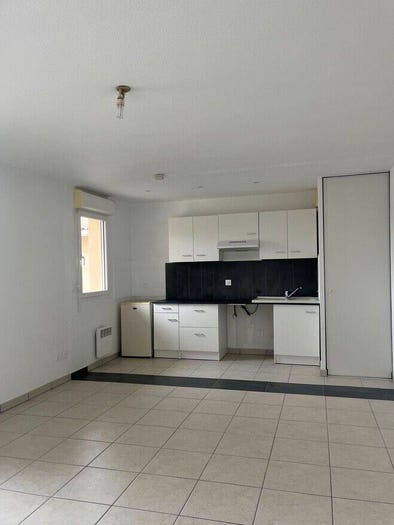 Appartement 2 pièces à Saint Ausone-Saint Martin-Saint Gelais, Angoulême, à louer