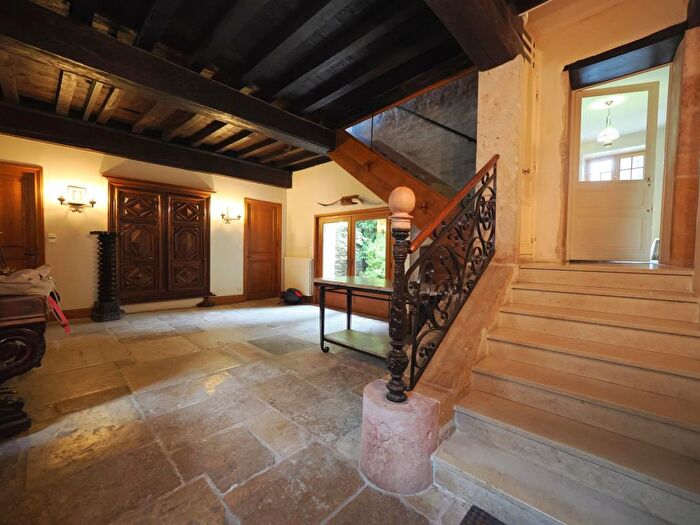 Maison à vendre - Tournus - 15 pièces - 8 chambres