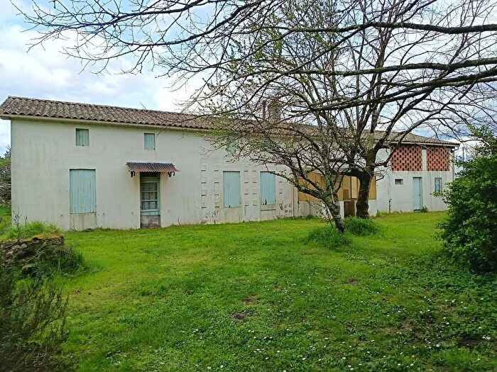 Maison à vendre - Saint-Ciers-sur-Gironde - 3 pièces - 2 chambres