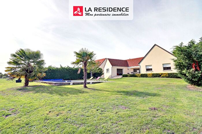 Maison à vendre - Chouzy-sur-Cisse - 11 pièces - 6 chambres