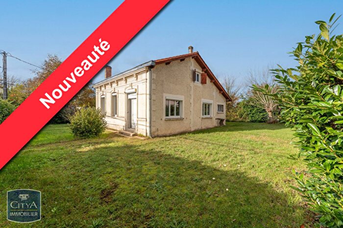 Maison à vendre - Saint-Médard-en-Jalles, Centre-ville - 5 pièces - 4 chambres