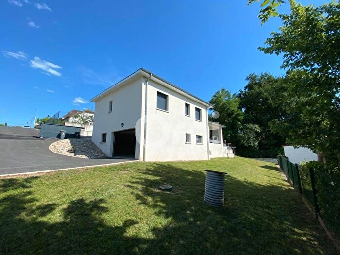 Maison à louer - Hôpital, Brive-la-Gaillarde - 4 pièces - 3 chambres
