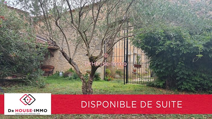 Maison à vendre - Saint-Martin-de-Lerm - 5 pièces - 3 chambres