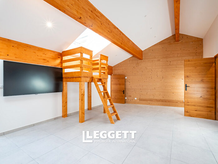 Appartement à vendre - Les Allues - 4 pièces - 3 chambres