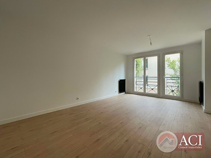 Appartement 3 pièces à Montmagny, Centre-ville, Carrières, à vendre