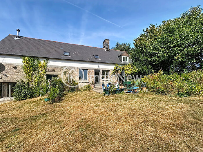 Maison à vendre - Chérencé-le-Roussel - 5 pièces - 3 chambres