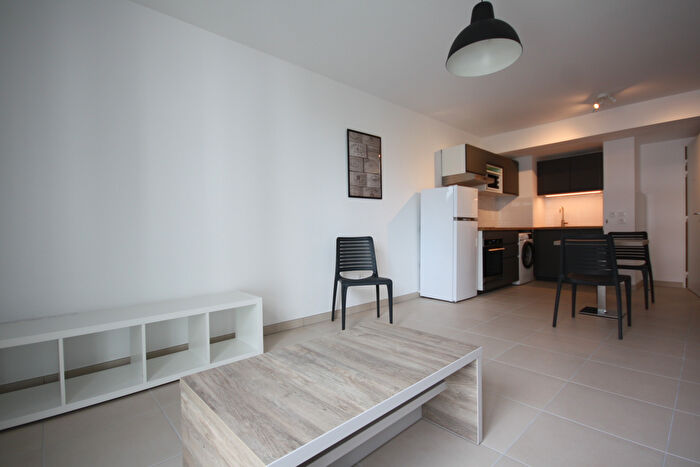 Appartement 2 pièces à Marseille 2ème, La Joliette, à louer