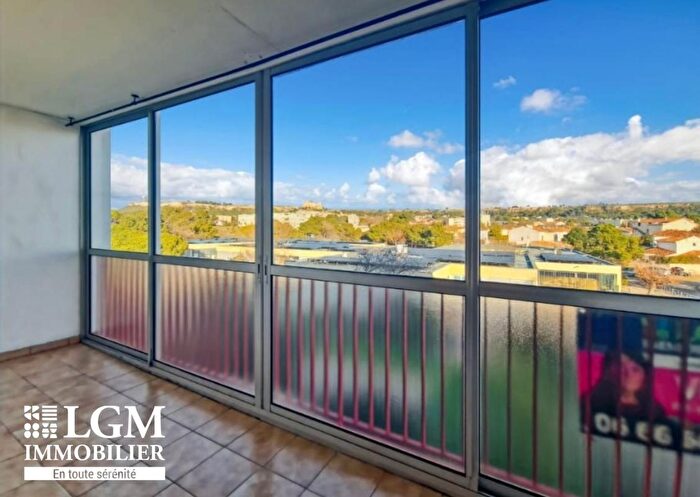 Appartement à vendre - Vitrolles, Centre-ville, Roucas, Les Pins, Le Liourat - 3 pièces - 2 chambres