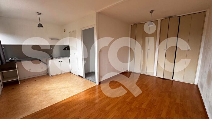 Appartement à louer - Angers, Roseraie - 1 pièce