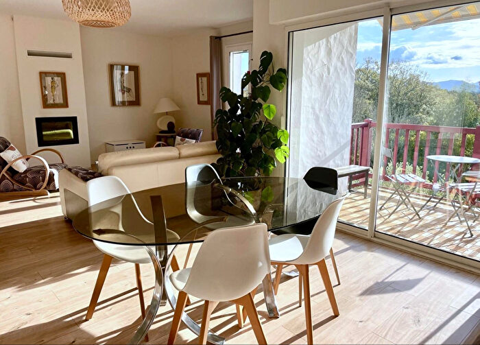 Appartement 4 pièces à vendre à Villefranque