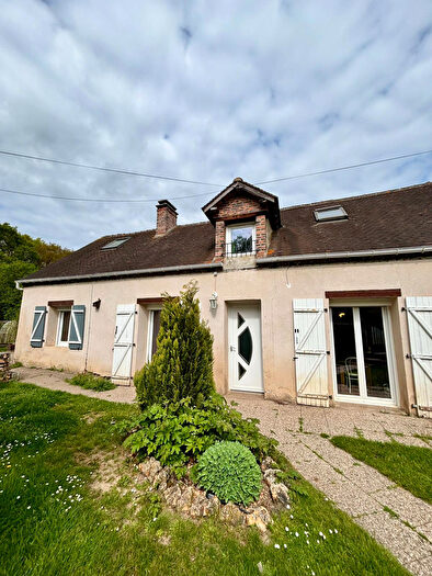 Saint-Rémy-sur-Avre : Maison 5 pièces à vendre