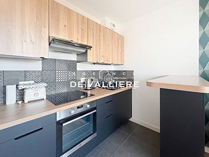 Plateau-Mont Valérien, Rueil-Malmaison : Appartement 1 pièce à louer