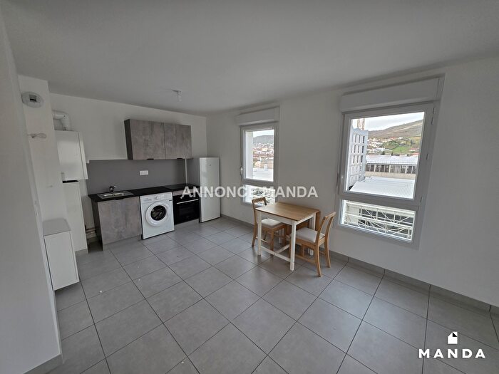 Clermont-Ferrand, Chanteranne, La Glacière : Appartement 2 pièces à louer