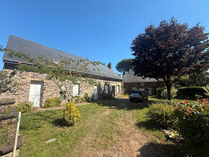 Maison à vendre - La Chapelle-Bouëxic - 6 pièces - 5 chambres