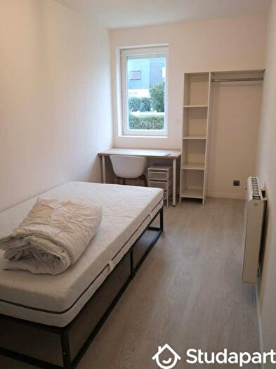 Appartement à louer - Villechien-Chambree, Saint-Barthélemy-dAnjou - 1 pièce - 5 chambres