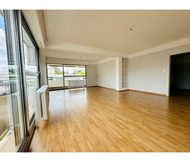 Appartement à vendre - Colmar, Sud - 5 pièces - 3 chambres