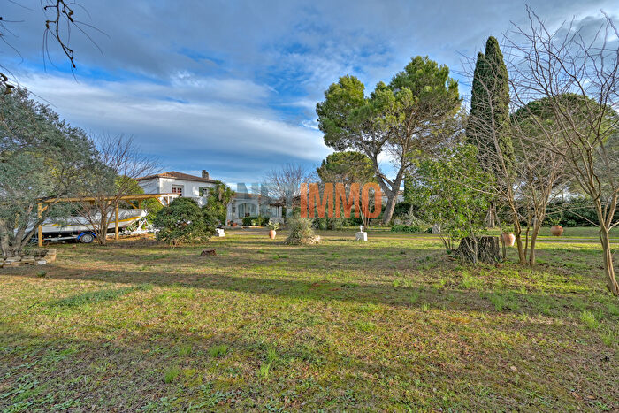 Maison à vendre - Aimargues - 6 pièces - 4 chambres