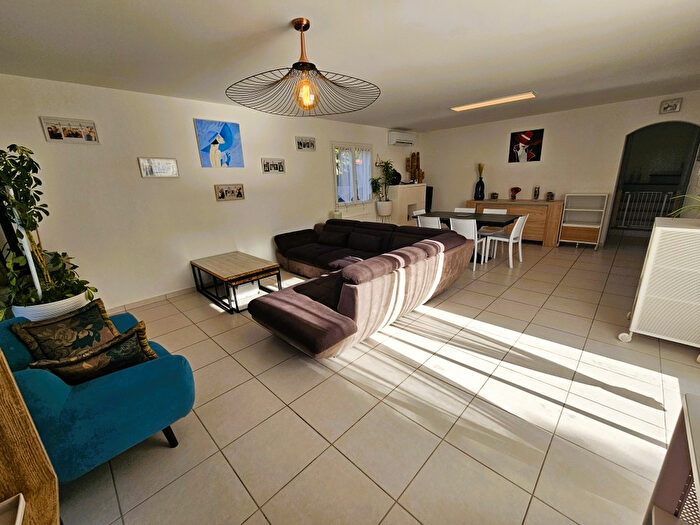 Maison à vendre - Saint-Laurent-de-la-Salanque - 5 pièces - 4 chambres