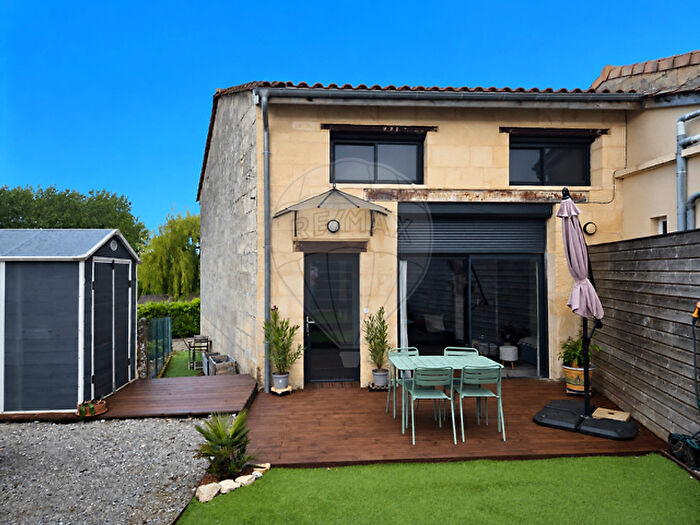 Maison 4 pièces à Montussan, à vendre