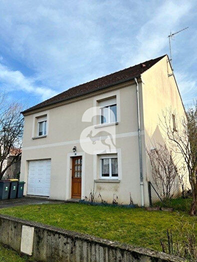 Maison à vendre - Soissons, Saint-Médard - 6 pièces - 4 chambres