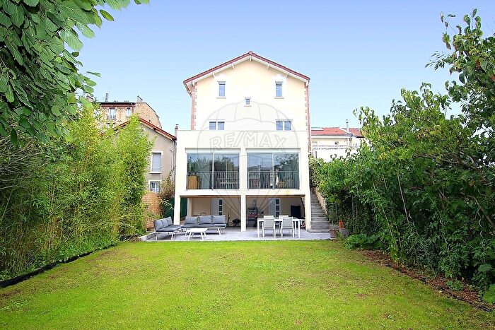 Maison 7 pièces à Colombes, Charles de Gaulle, à louer