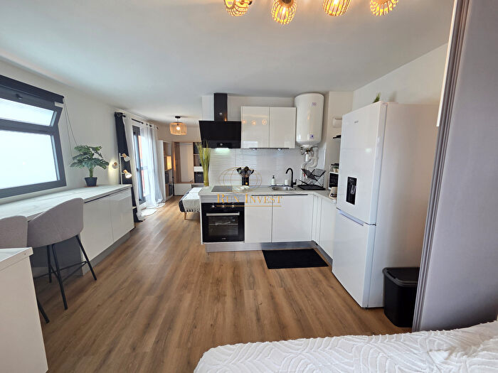 Appartement à louer - Saint-Denis, Le Moufia, Sainte-Clotilde - 1 pièce