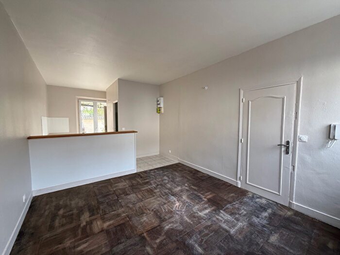 Appartement à vendre - Orléans, Faubourg Saint-Jean - 1 pièce