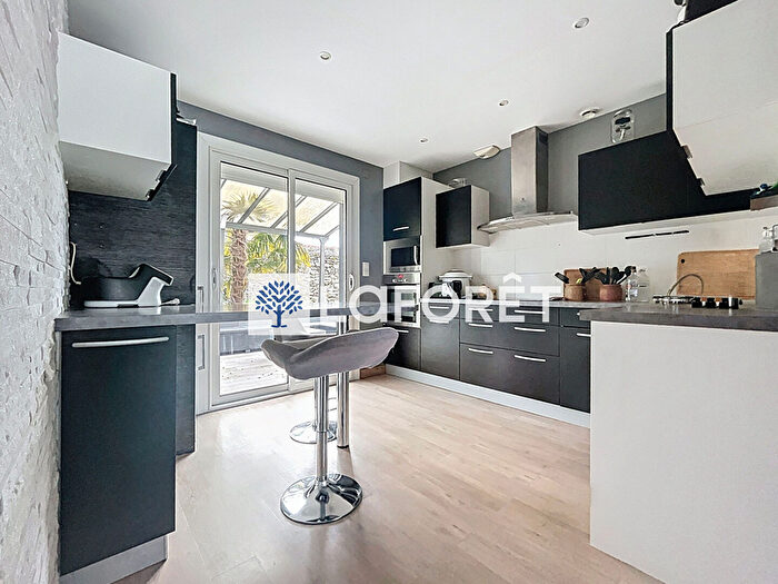 Maison à vendre - Cerizay - 5 pièces - 3 chambres