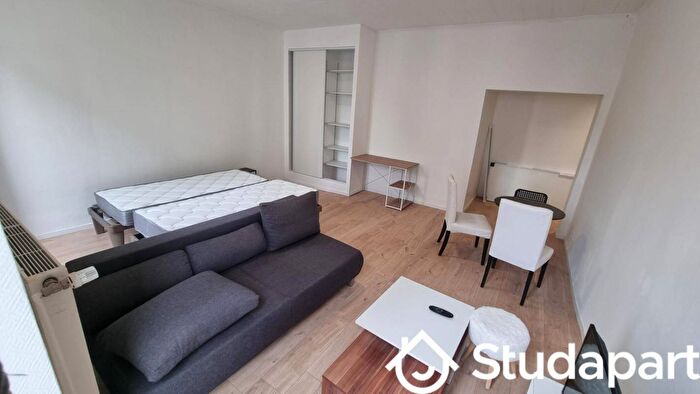Appartement à louer - Nordfeld Est, Mulhouse - 1 pièce - 5 chambres