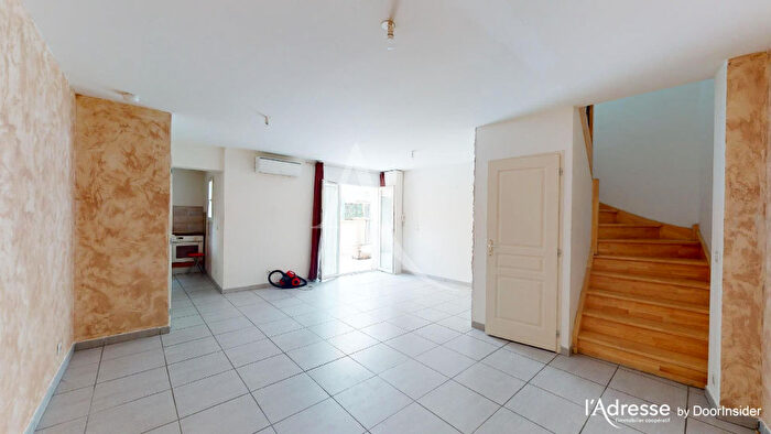 Appartement 3 pièces à louer à Bezouce
