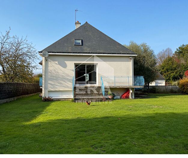 Maison à vendre - Chambray-lès-Tours - 9 pièces - 5 chambres