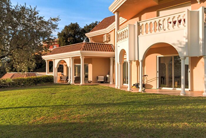 Appartement à vendre - Mandelieu-la-Napoule, Minelle - 5 pièces - 3 chambres