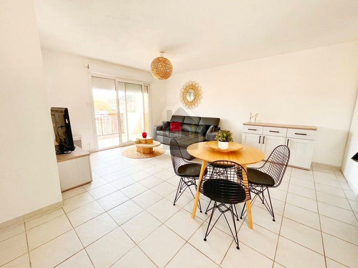 Centre, Vidauban - Appartement 3 pièces à louer