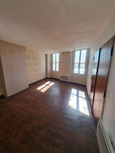 Appartement à louer - Arles, Trinquetaille - 3 pièces - 2 chambres