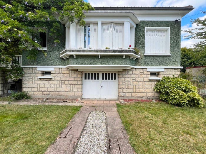 Maison 7 pièces à louer à Maisons-Laffitte